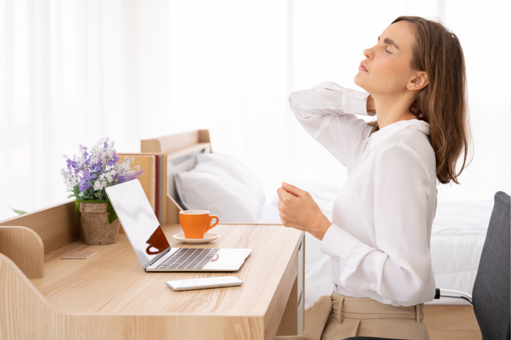 Save your neck. Set up your desk correctly